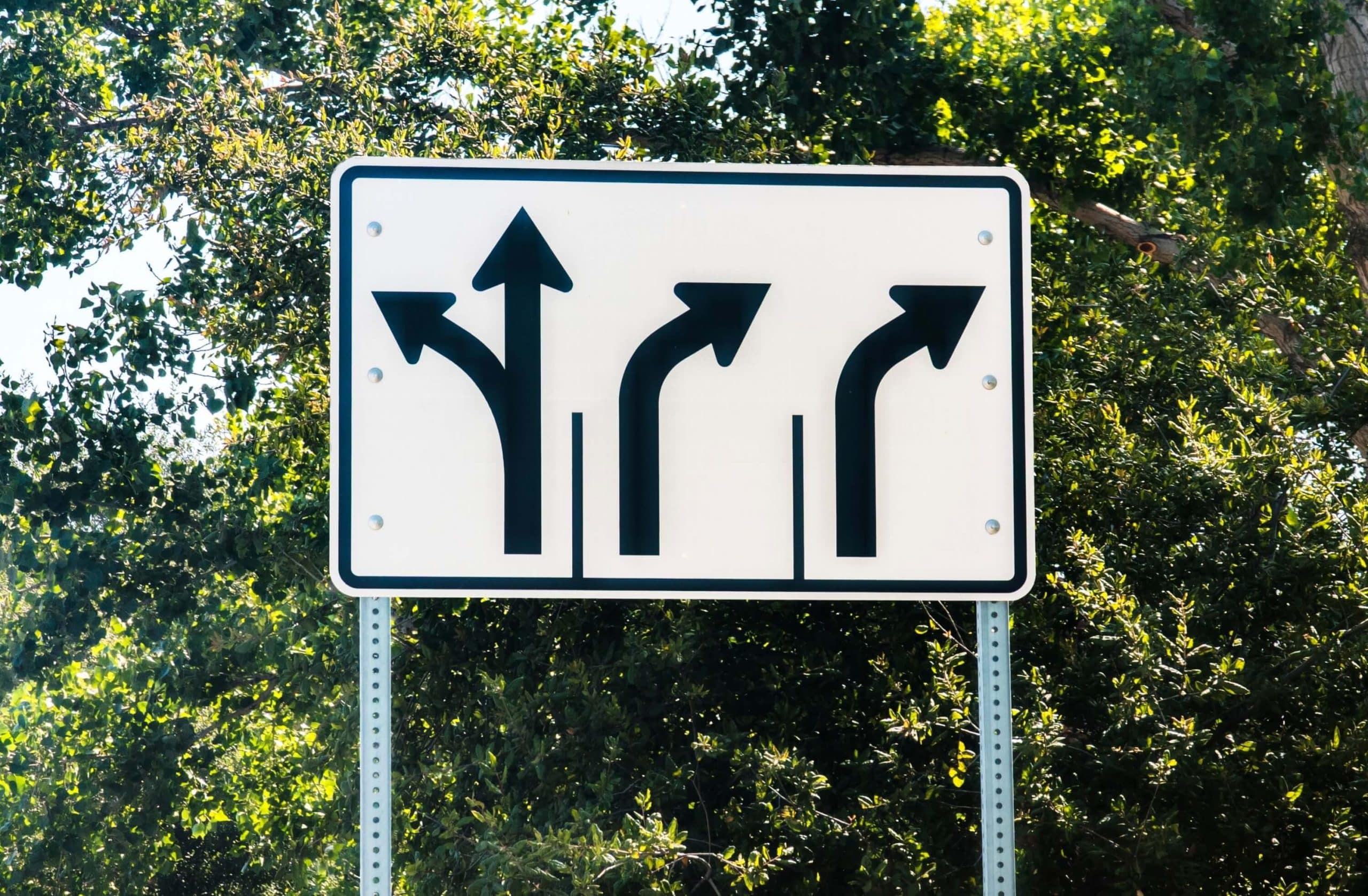 Why Are Left Turns So Dangerous? - Mezrano Alabama Injury Lawyers | Law ...